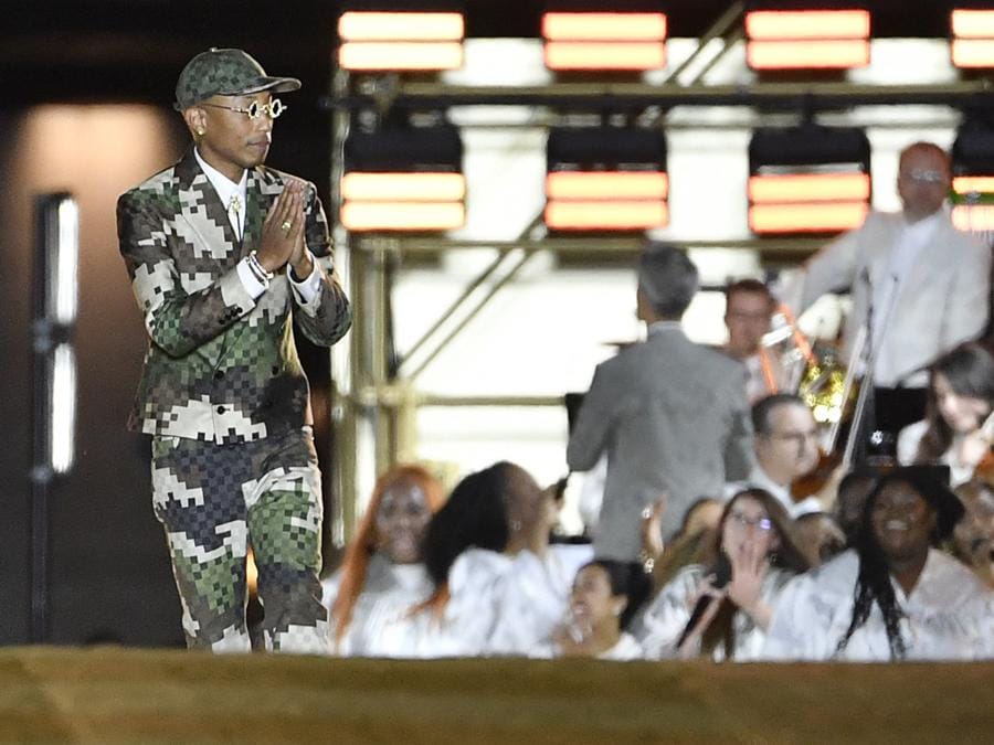 Louis Vuitton, a Parigi la prima collezione firmata Pharrell Williams - Il Sole 24 ORE